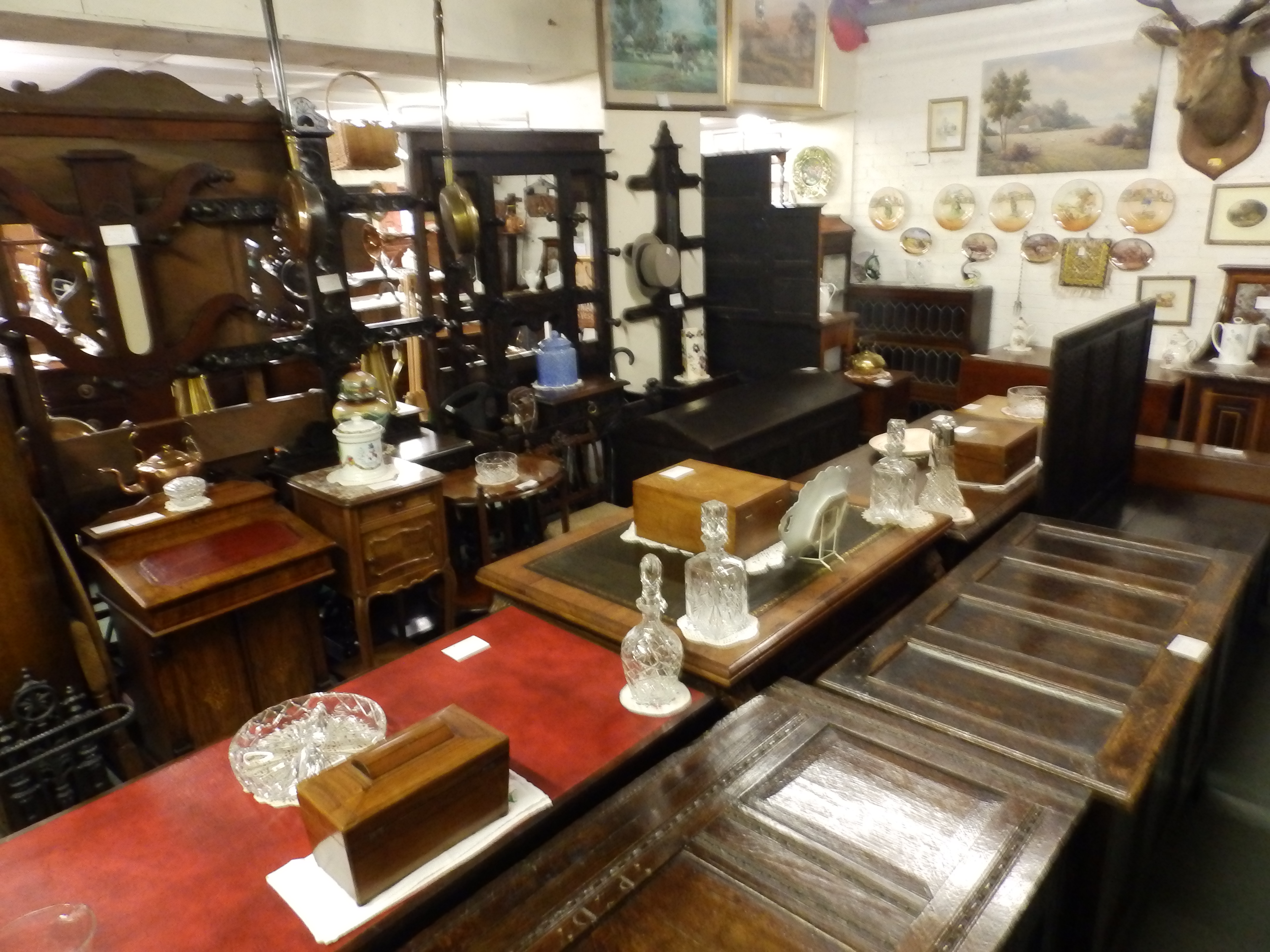 antiquesatyewtreewarehouse.com