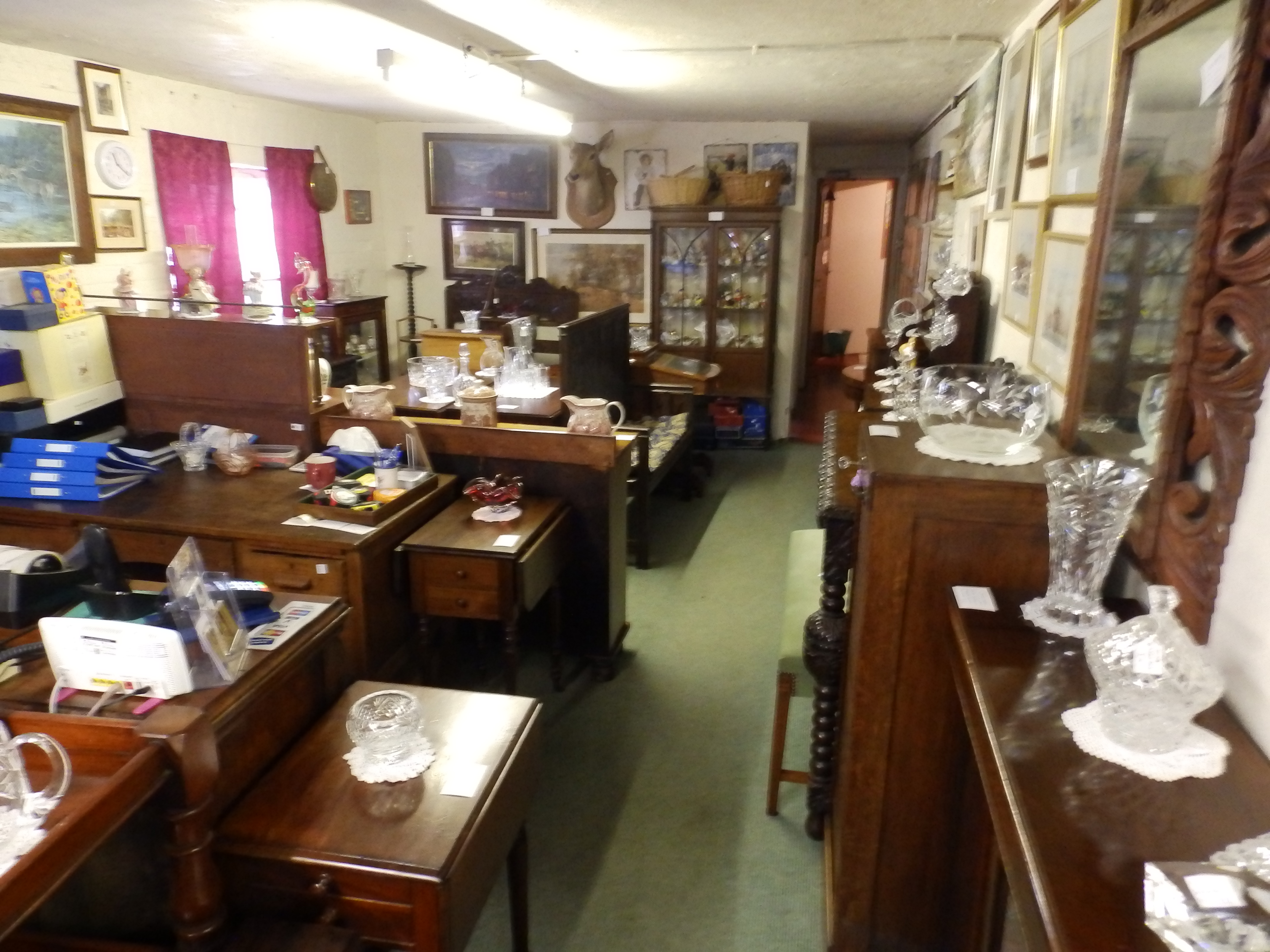 antiquesatyewtreewarehouse.com