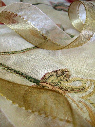 Cream / Gold Gimp Stitch | The Ribbon Shop