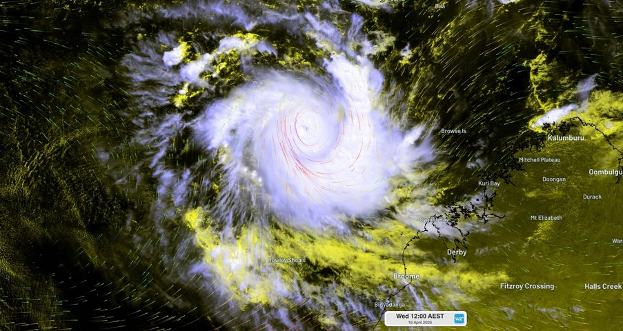 Cyclone Errol Near Broome, Could Loop Toward WA Coast