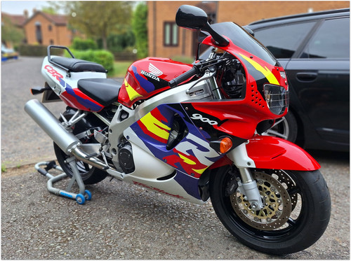 SOLD - 1996 Honda Fireblade just 12,000 miles | website