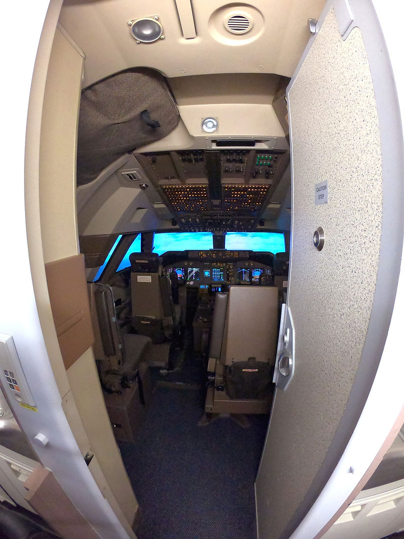 PHOTOS | 747 Simulator