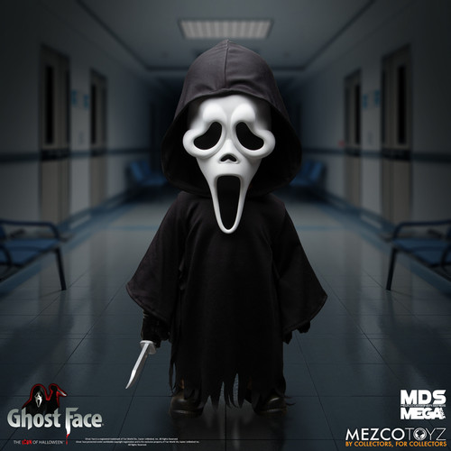 Mezco – Scream 15" Ghostface MDS Mega Scale Figure | timebombtoys