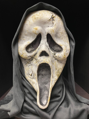 SCREAM – GHOSTFACE MASK (DISTRESSED VARIANT) WITH SHROUD | timebombtoys