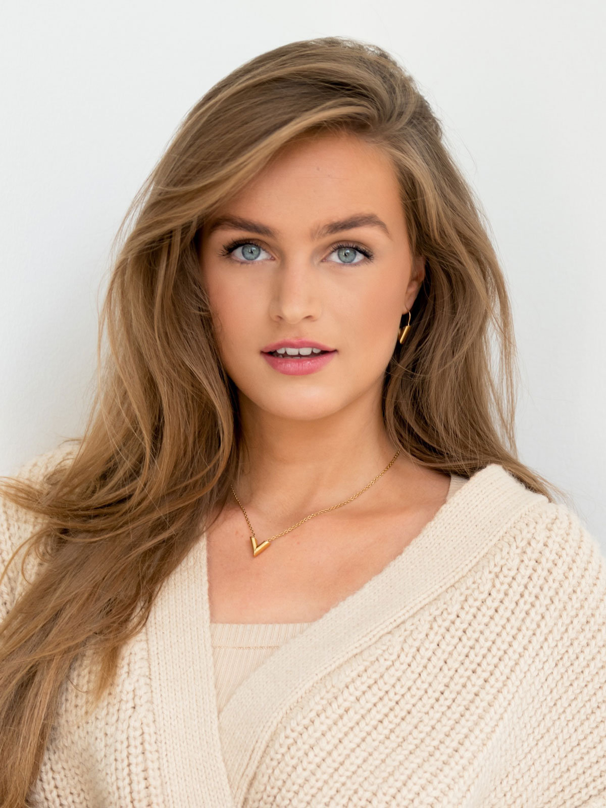TESS G. | BlondModelManagement