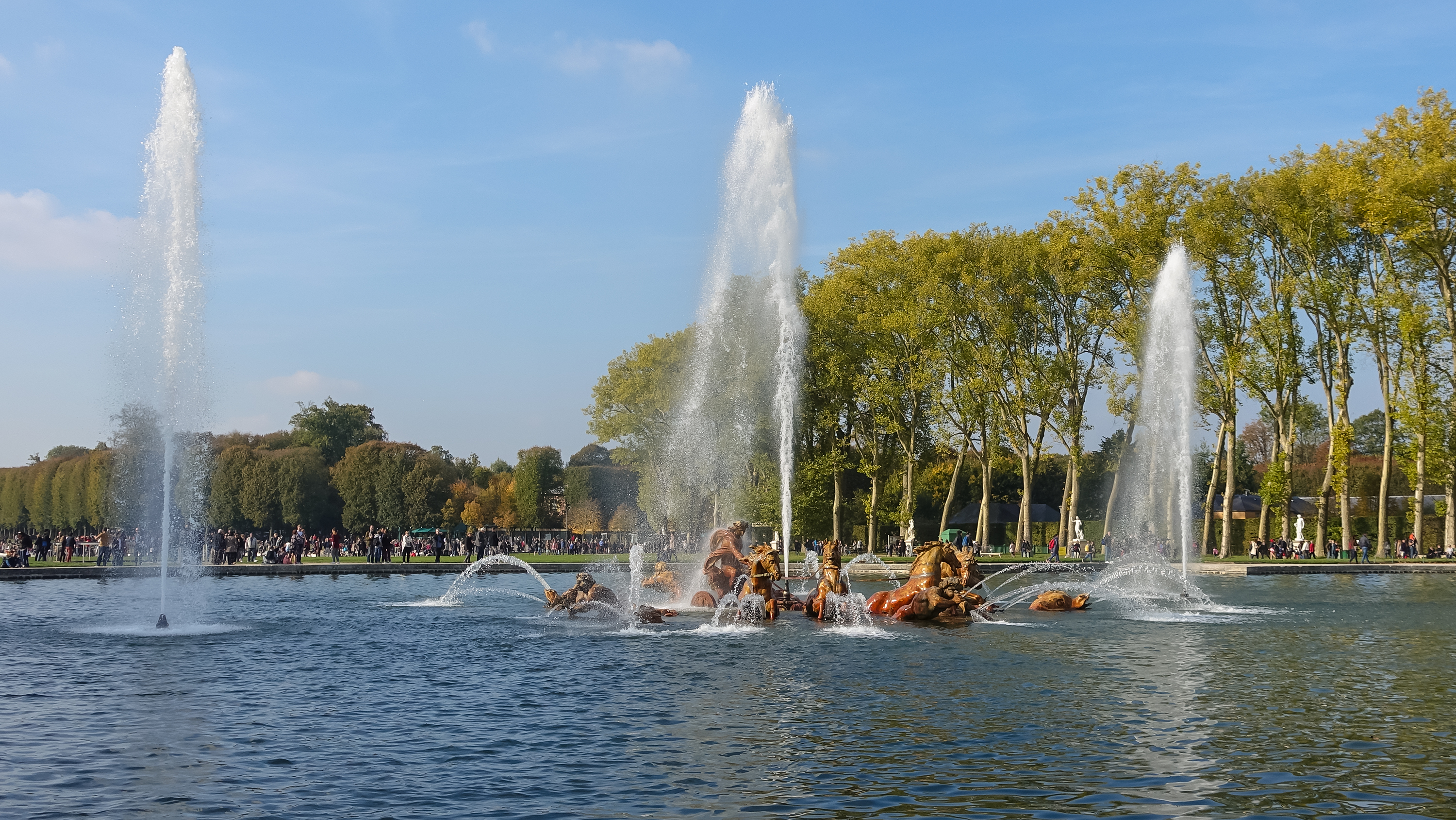 Gardens of versailles | Planter boxes Versailles planter