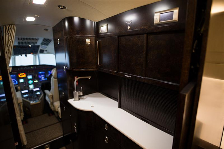 2001 Dassault - Listing Page