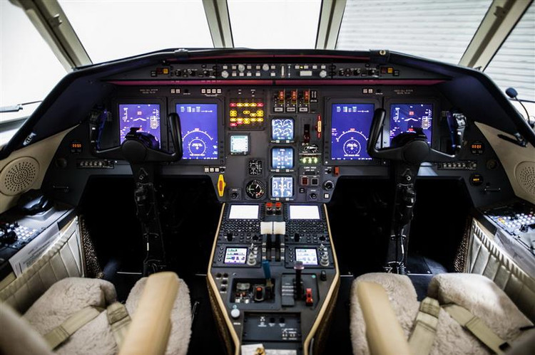 2001 Dassault - Listing Page