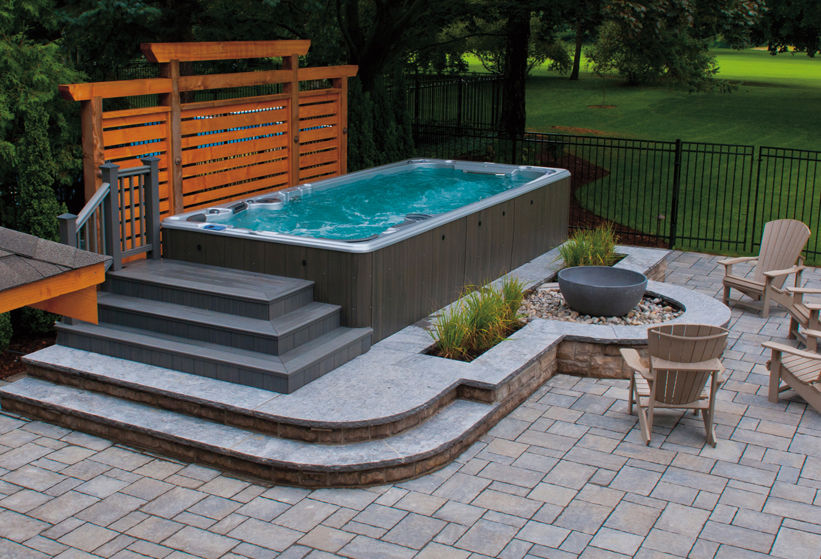 10 jardines con jacuzzi que te dejarán con la boca abierta