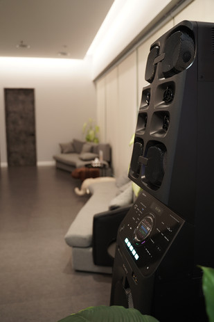 About Us | Backroom Chiro