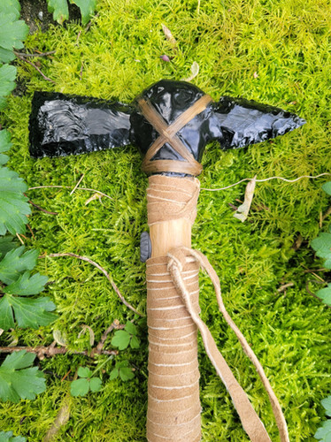 Woodland Obsidian Tomahawk | Carley Rabbit