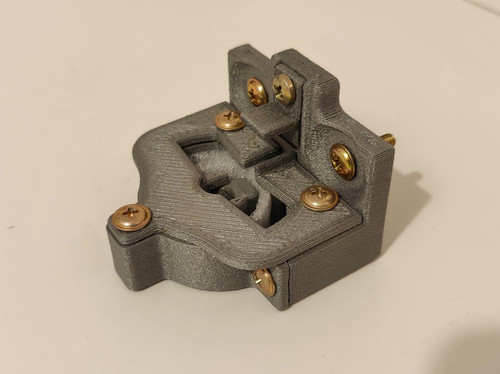 Amploc Key100 Clamshell Mount | rvplasticparts