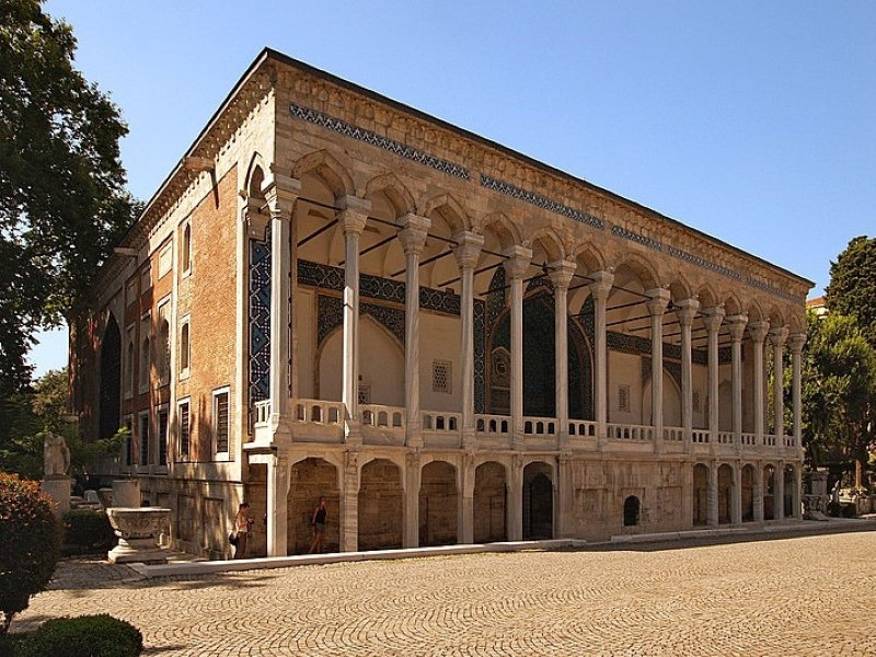 Tiled Kiosk | pointcy