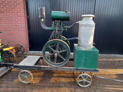 3HP Lister CS type twin flywheel diesel stationary engine | Rusty ...