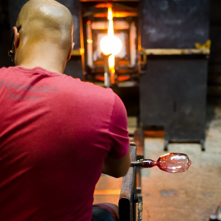 Hot Glass Intro | One Day Workshop | Public Glass