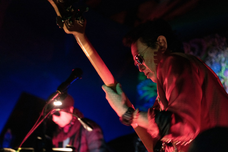 Gallery | website-djs-bar-cave