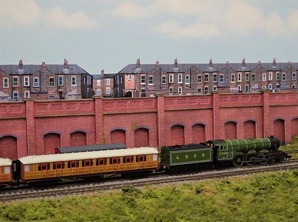 N / 2mm Urban Backscenes | Model Railway Signs