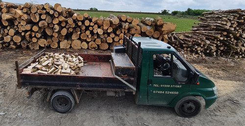 Half Tipper of Logs | Andy Green Firewood