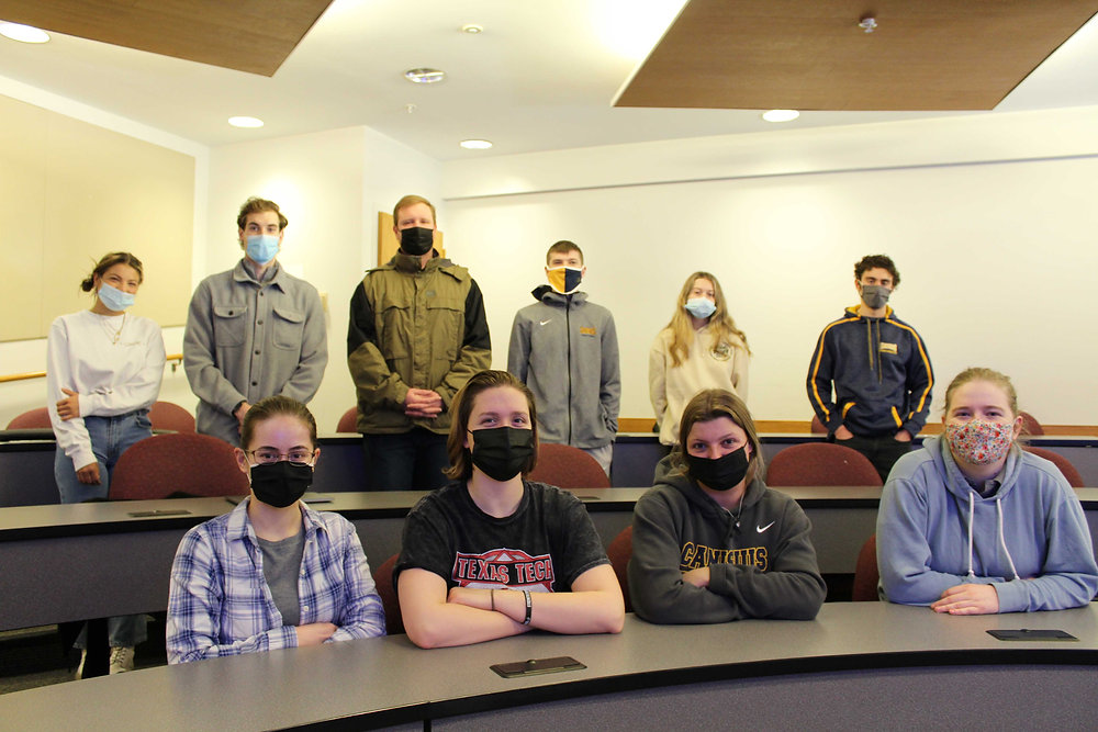 Canisius Students Work to Benefit Homeless Shelter