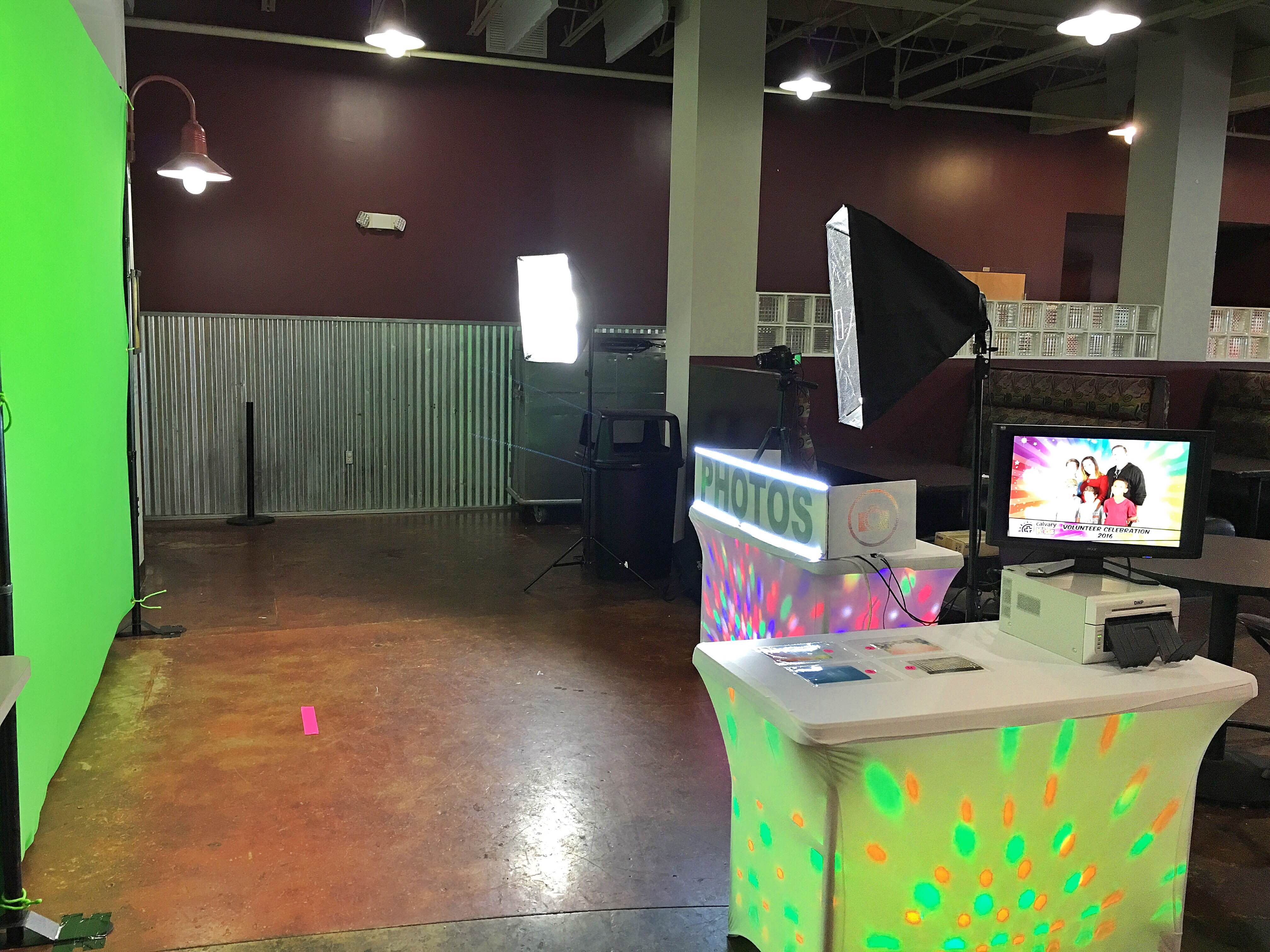 GREEN SCREEN | Fun Photo Booth Parties