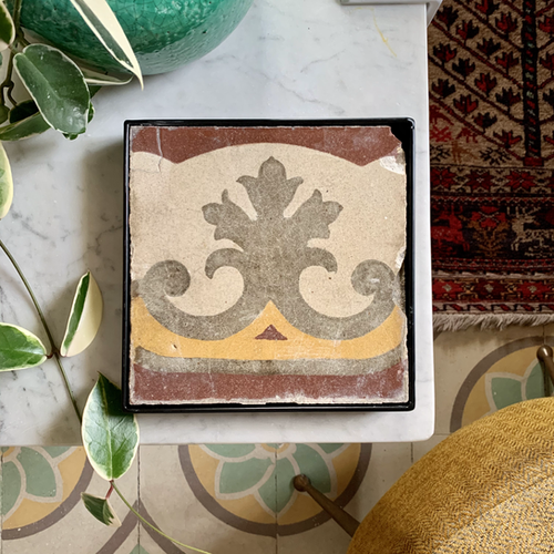 Iljun | Lazarus Tiles