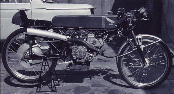 1966, HONDA RC116 (50cc, 2 cylinders)