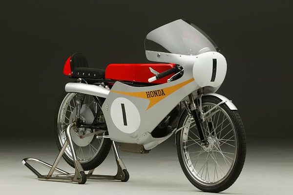 1966, HONDA RC116 (50cc, 2 cylinders)