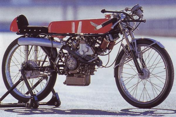 1966, HONDA RC116 (50cc, 2 cylinders)