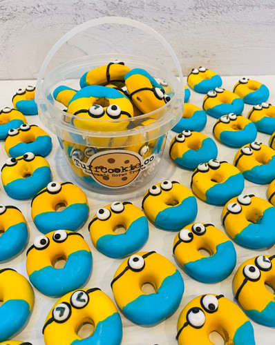 Minion donuts 🍩 | tuffcookieco