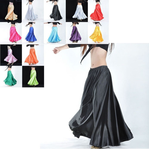 Jupe circulaire en satin / Circular satin skirt | anichkabaladi