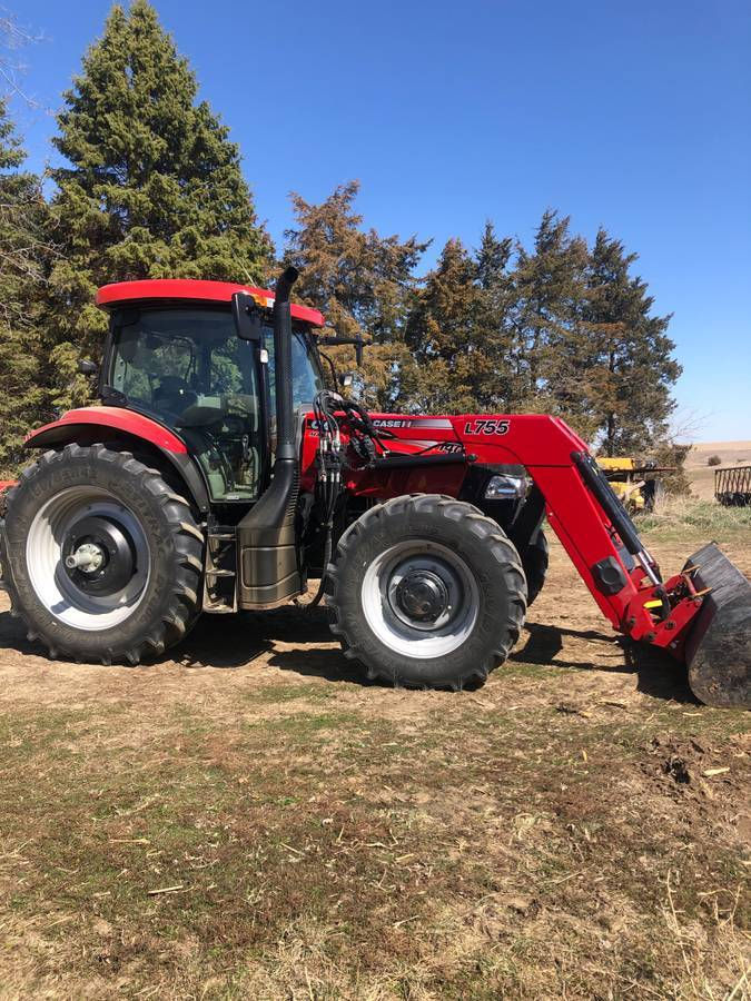 Case IH 140 w/ 755 Loader | My Vxw Site 8608dk