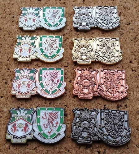 Wrexham A.F.C. & Wales | FOOTBALL-PINS-BADGES