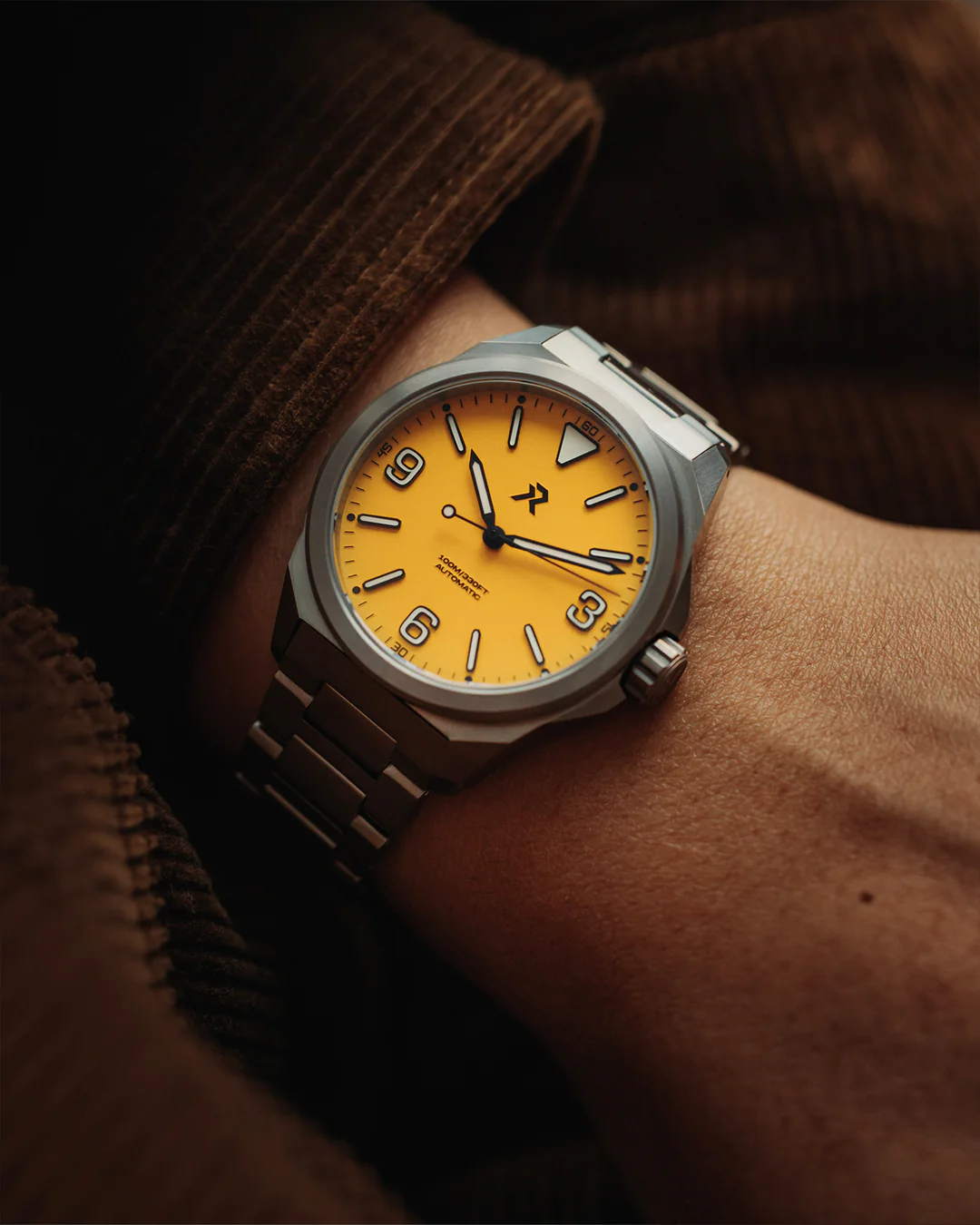 WATCHH | Online Watch Store | Distinct-Quality