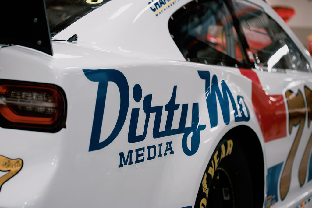 ARTICLES | Dirty Mo Media