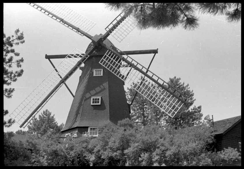 Fischer Windmill | illinois-windmills