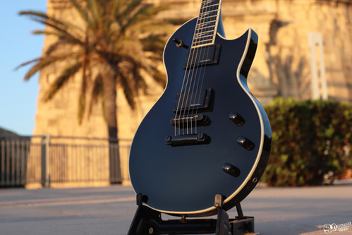 Jackson Pro Series Monarkh SC - Gloss Black | sun-sounds