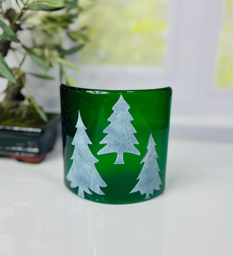 Holiday Tree Curve | Crazy About Glass