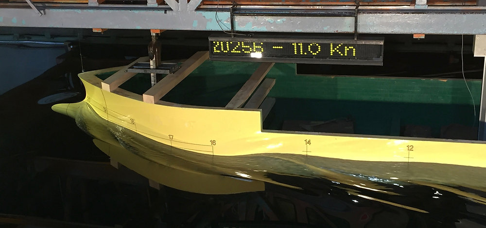 Ship's hydrodynamics with Shape Maker.