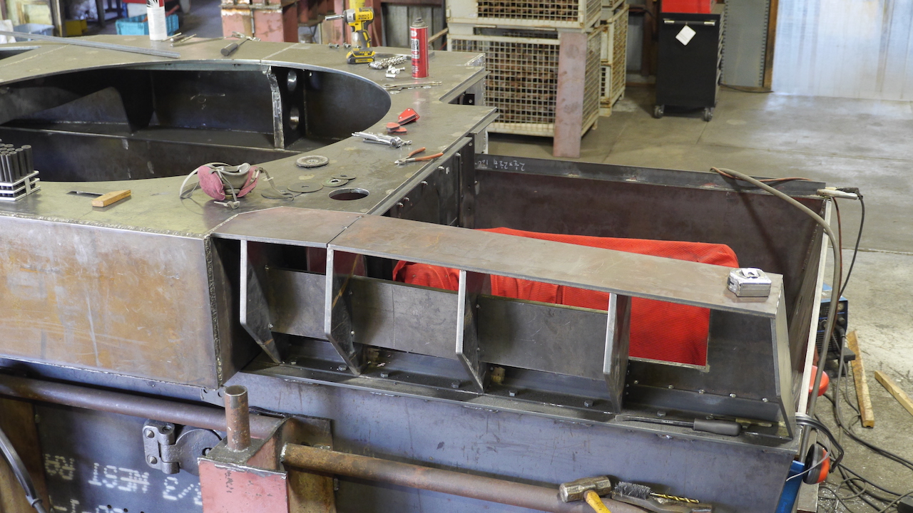 Panzer iv Build, "Motorabdeckung" - Weeks #27 - 28