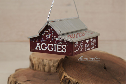 Texas A&M Barn Ornament | KCD Personalization
