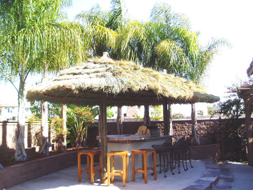 8'x16' TO 12'X24' FIJI OVAL CANCUN HUT-2 POLE | tropicalshadeimports