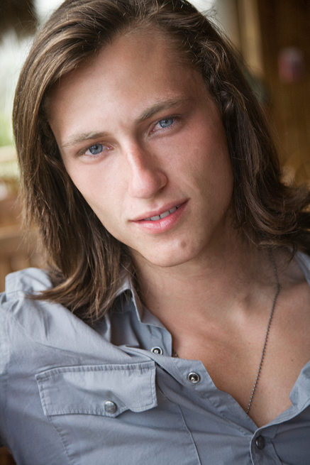 Photographer | Actor | Singer | Aaron Mann