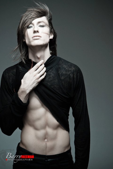 Photographer | Actor | Singer | Aaron Mann