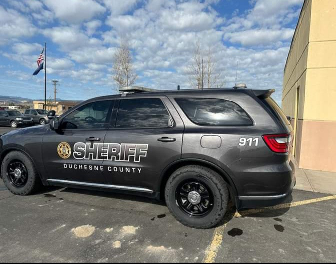 A Female Throws A Tantrum During A Traffic Stop. Then, Flees At Speeds ...