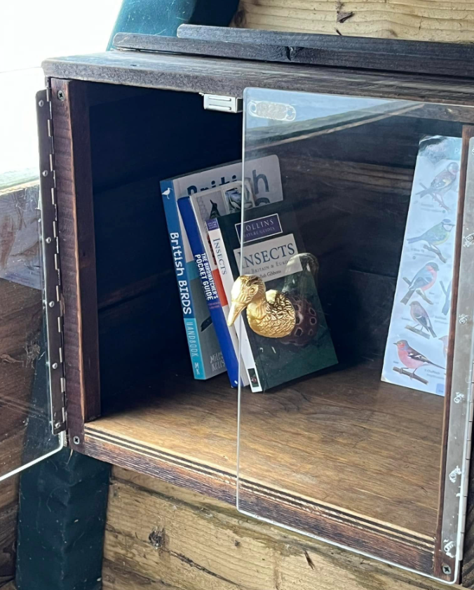 The birders' library has landed at the Great Broad hide