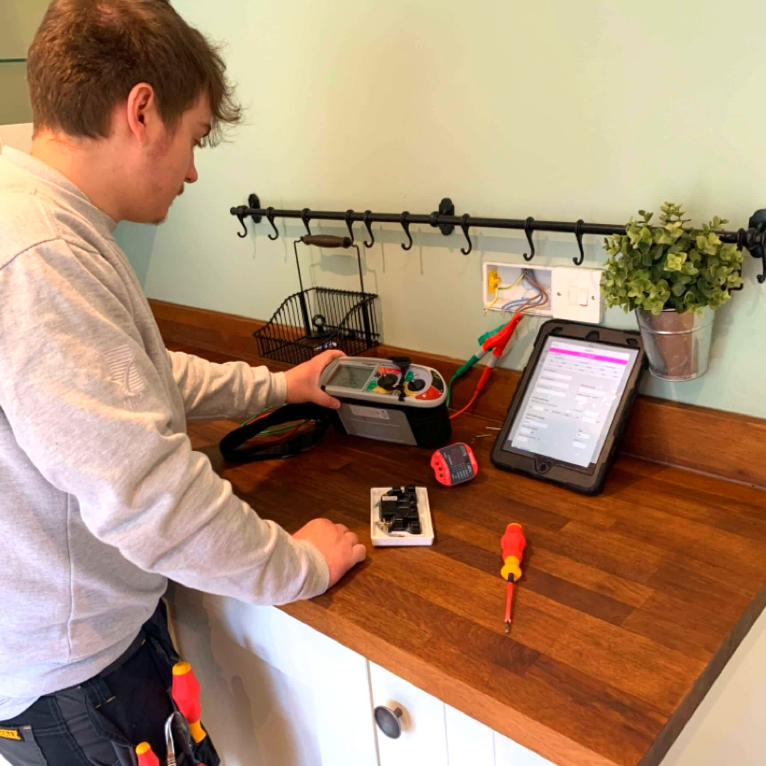 Ivybridge EICR Electrical Testing & Certificates