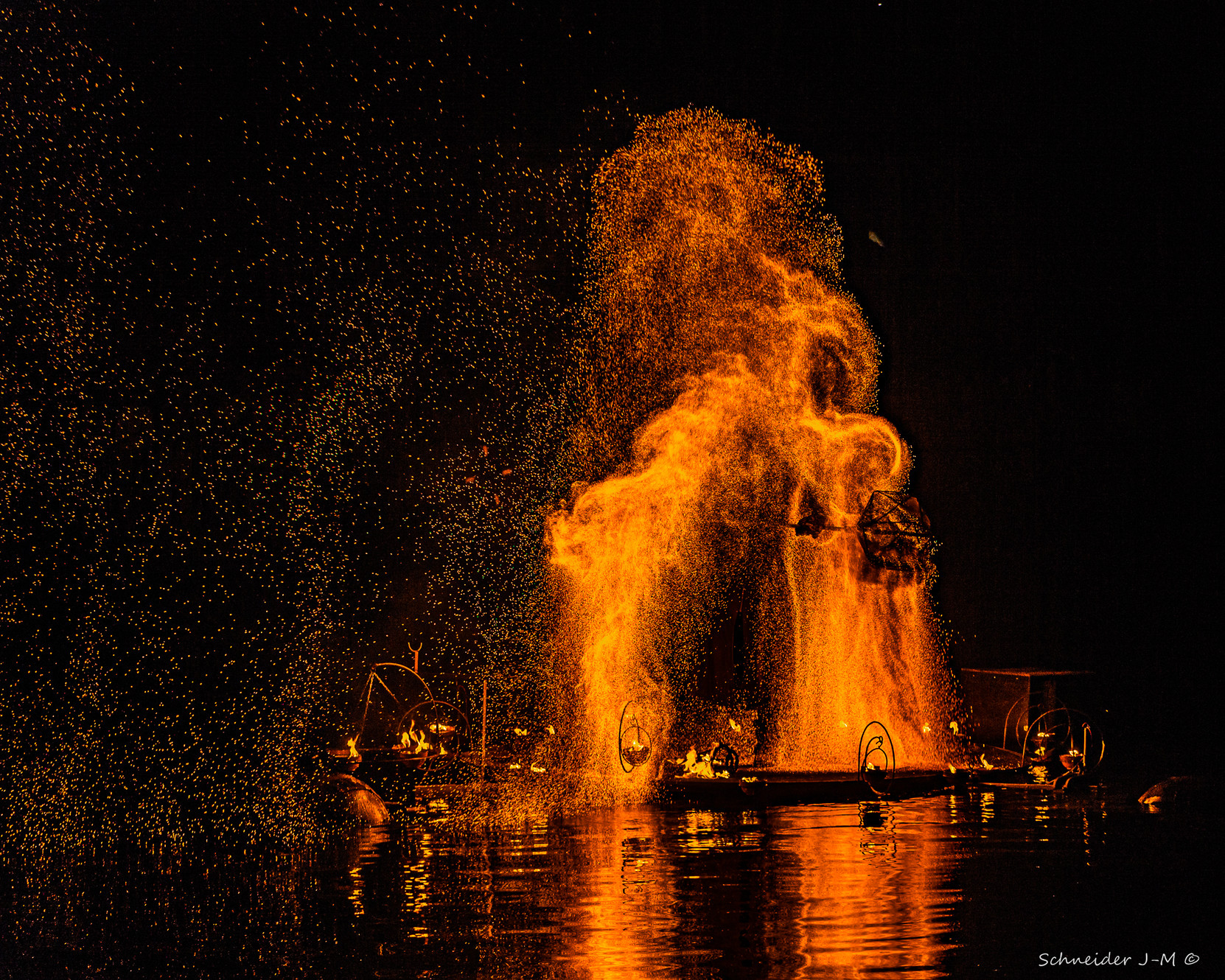 Spectacles aquatiques et de feu - Showflamme