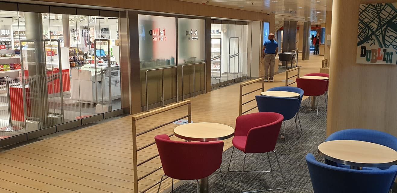 Stena Embla - Mirrored Simplicity at its finest