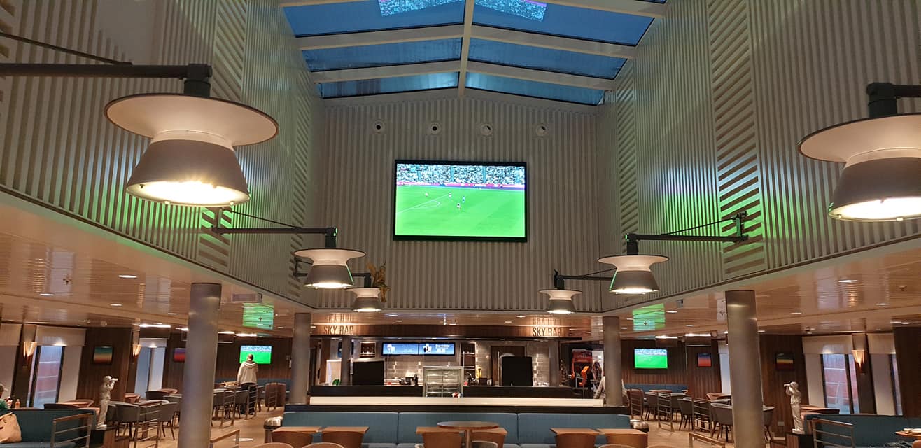 Stena Embla - Mirrored Simplicity at its finest