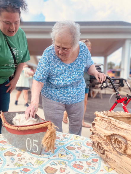 Reindeer Rentals | Petting Zoo | Pony Rides | Fort Wayne | Animal-Grams ...